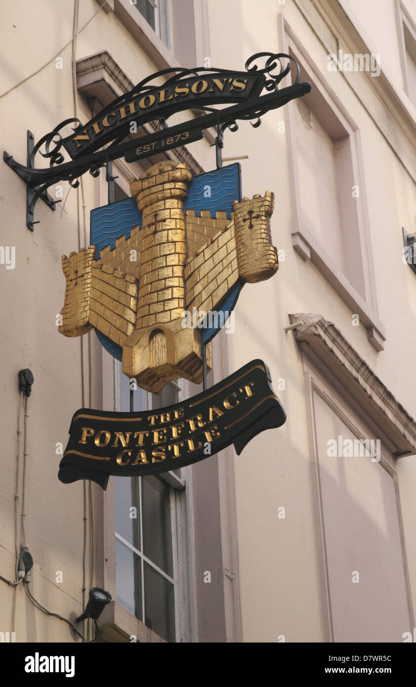 Pontefract Castle High Resolution Stock Photography and Images - Alamy