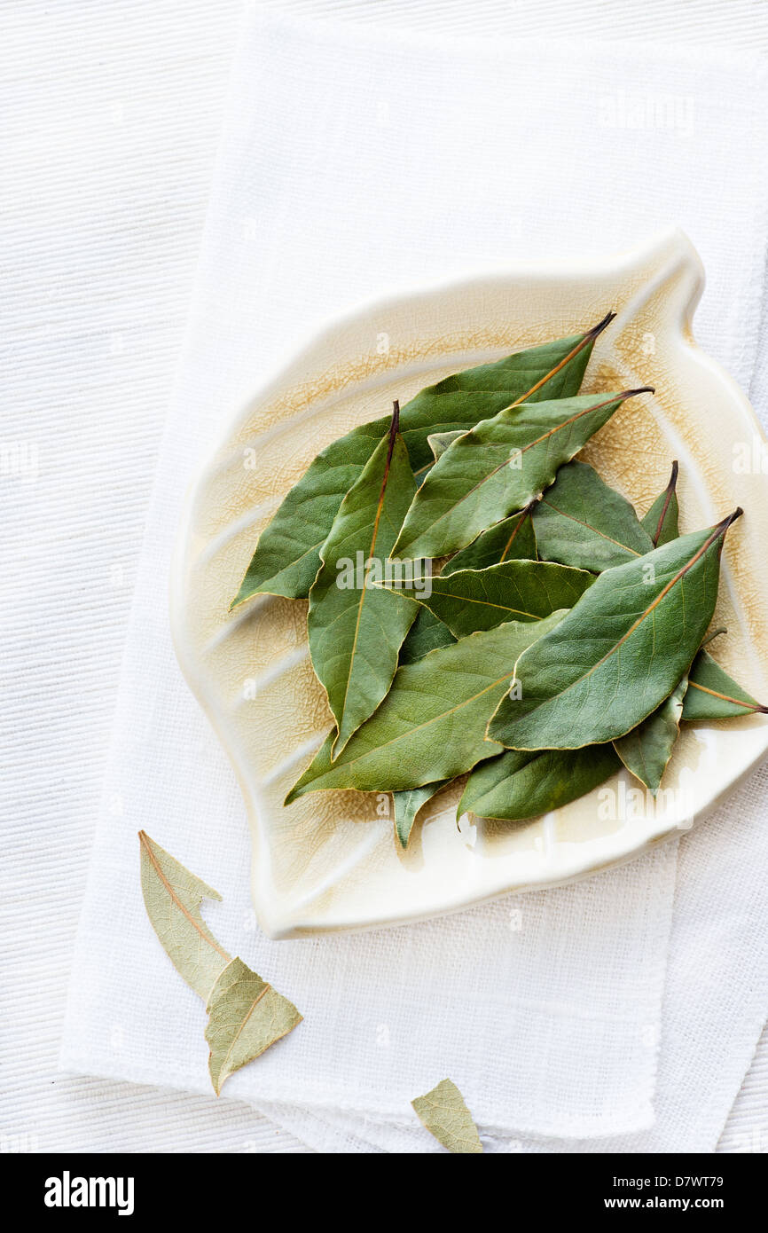 Bay leaves background hi-res stock photography and images - Alamy