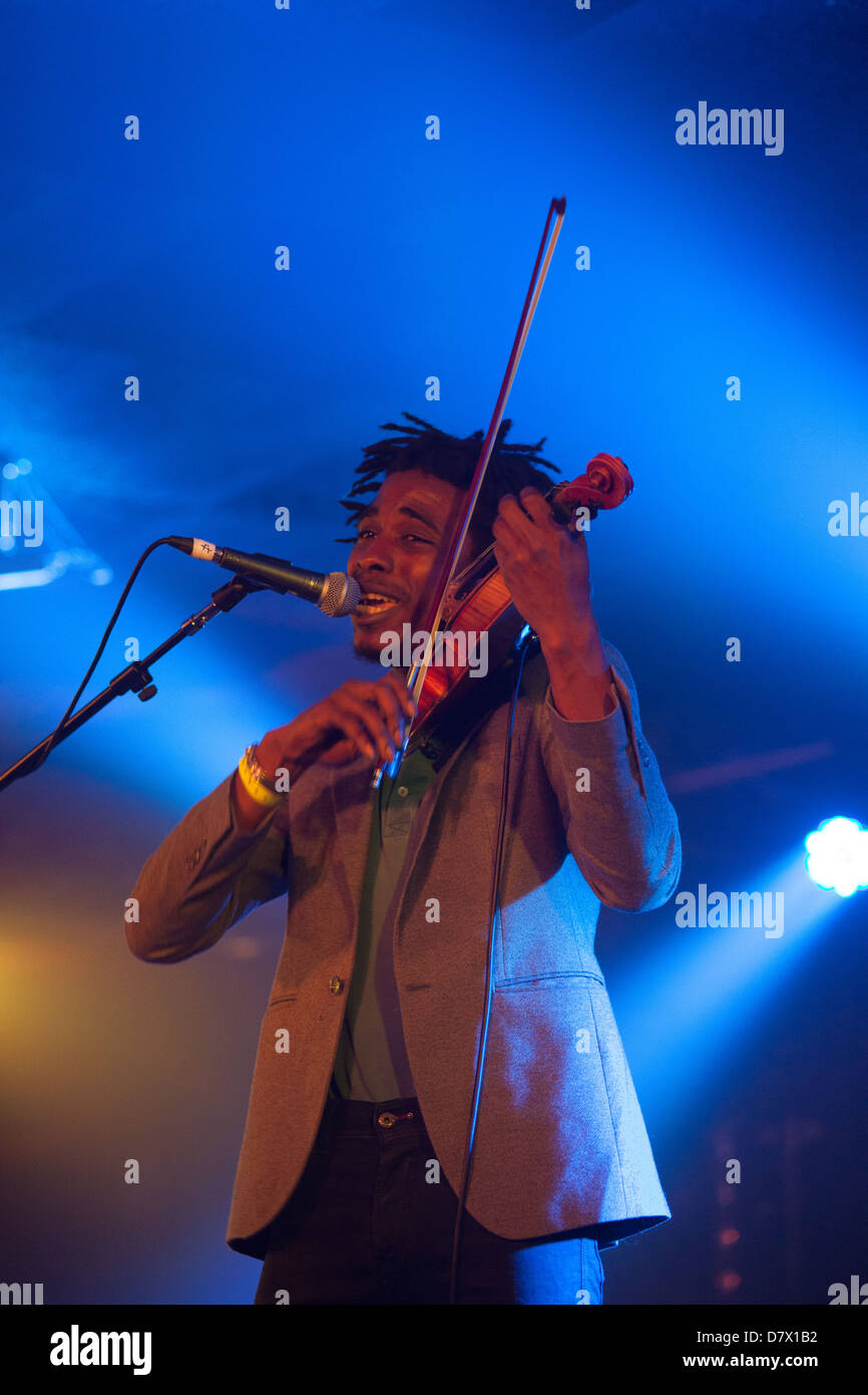 Marques Toliver violinist and actor performing at All Tomorrow's ...