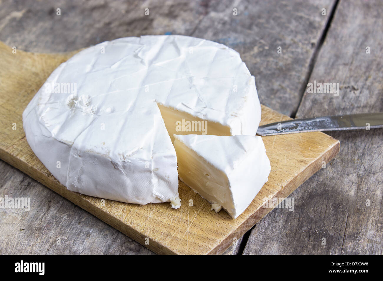 Brie cheese board hi-res stock photography and images - Alamy