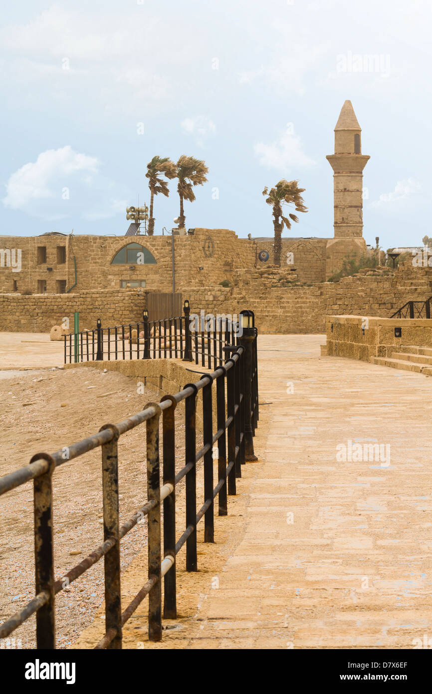 Stone brick tower hi-res stock photography and images - Alamy