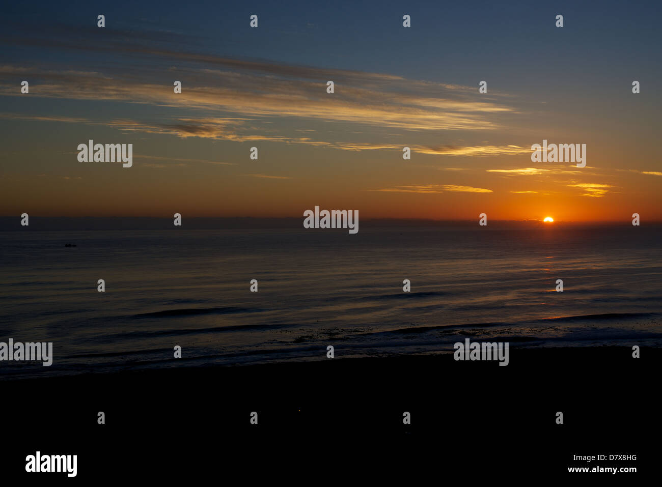 Beautiful sunset atlantic ocean hi-res stock photography and images - Alamy
