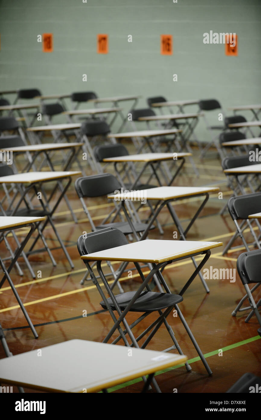 Empty school hall hi-res stock photography and images - Alamy