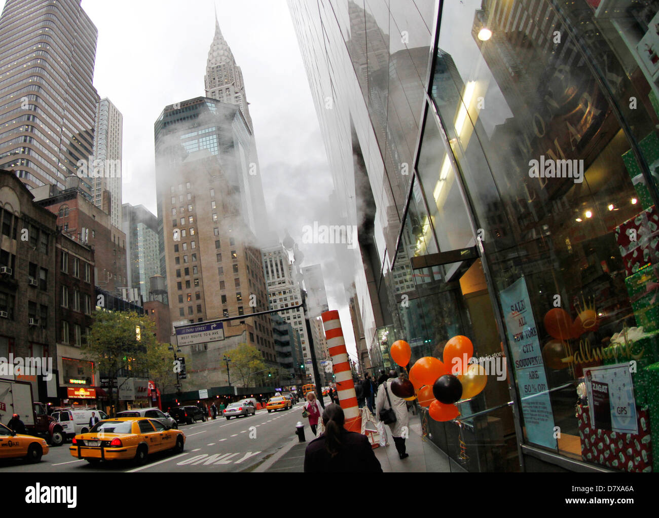 New York city streets Stock Photo - Alamy