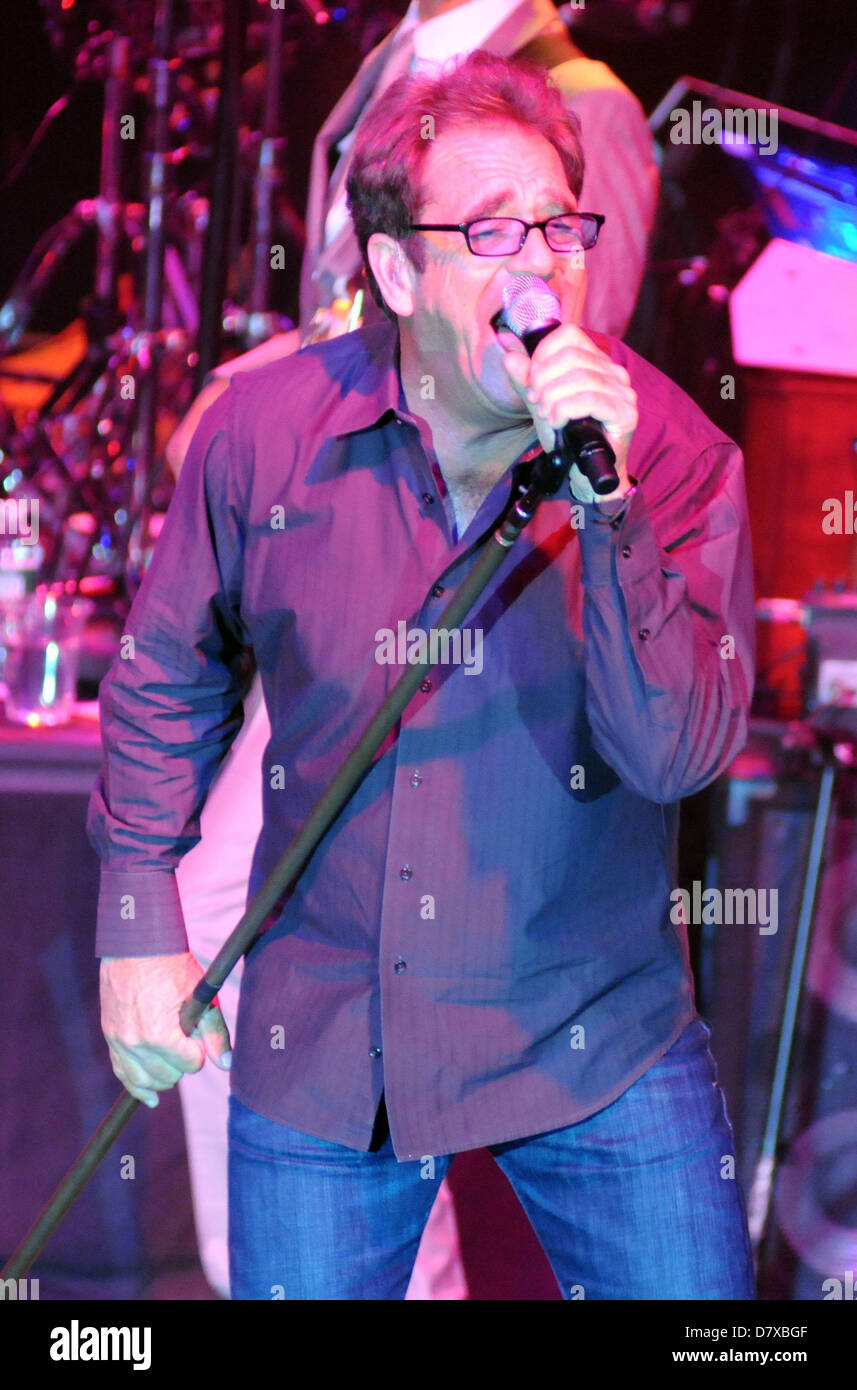 Huey lewis band hi-res stock photography and images - Alamy
