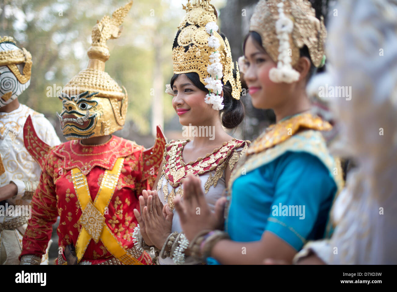 Dancers performing traditional Khmer dance at the Angkor Wat, Cambodia ...