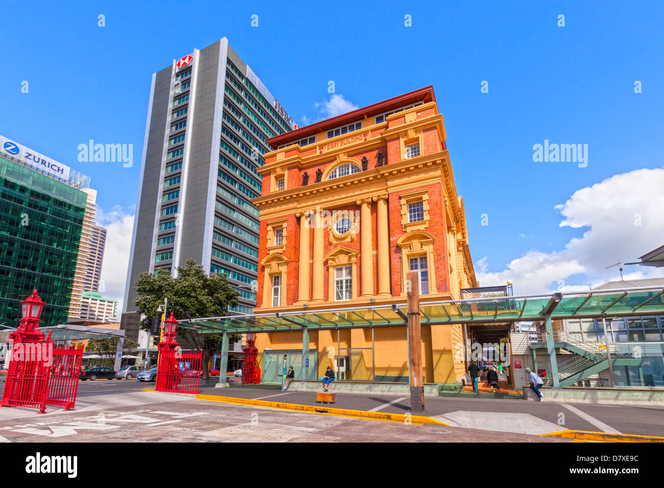 Auckland Ferry Building, and beside it the HSBC building Stock Photo ...