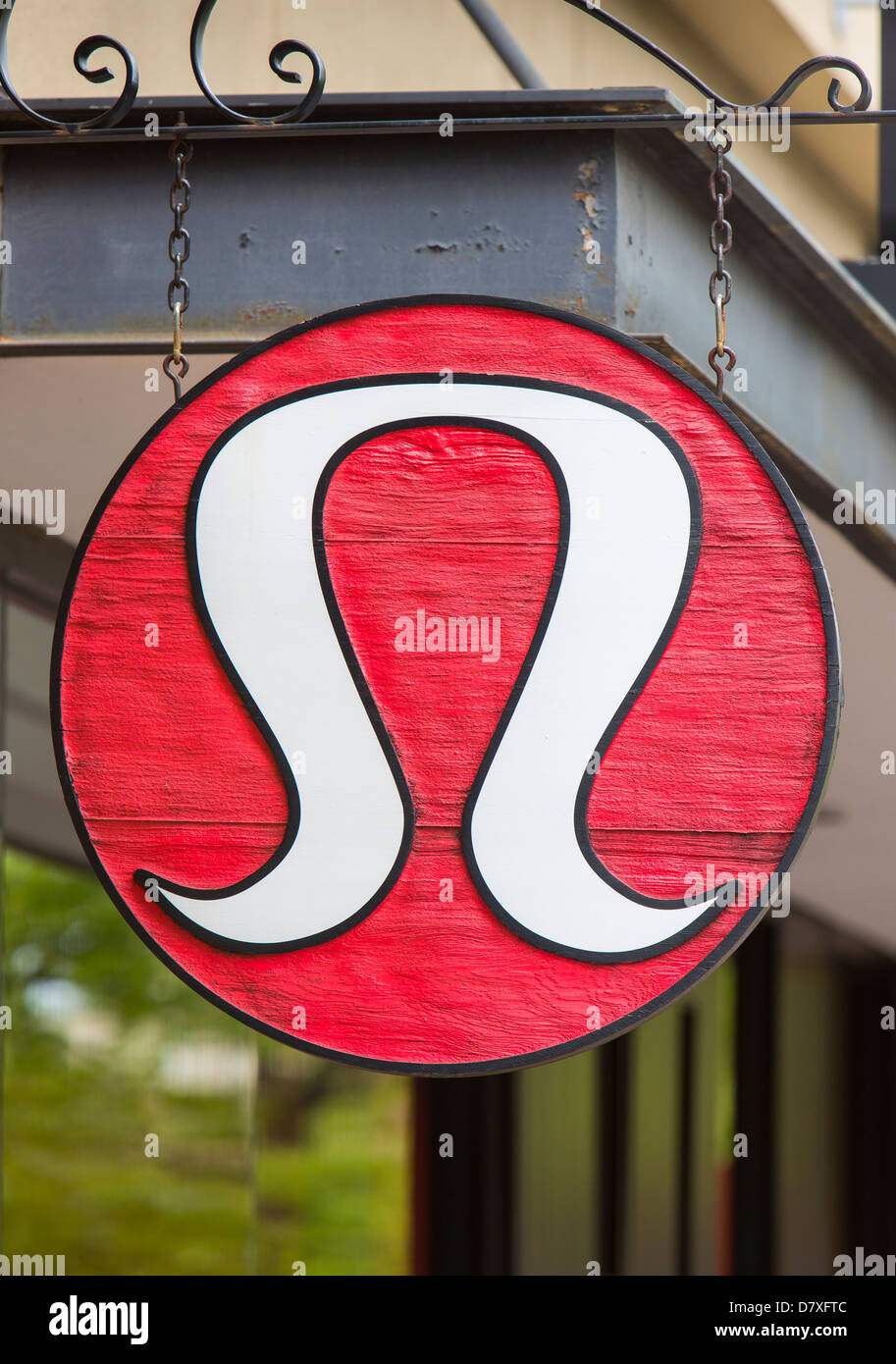 Lululemon logo hi-res stock photography and images - Alamy