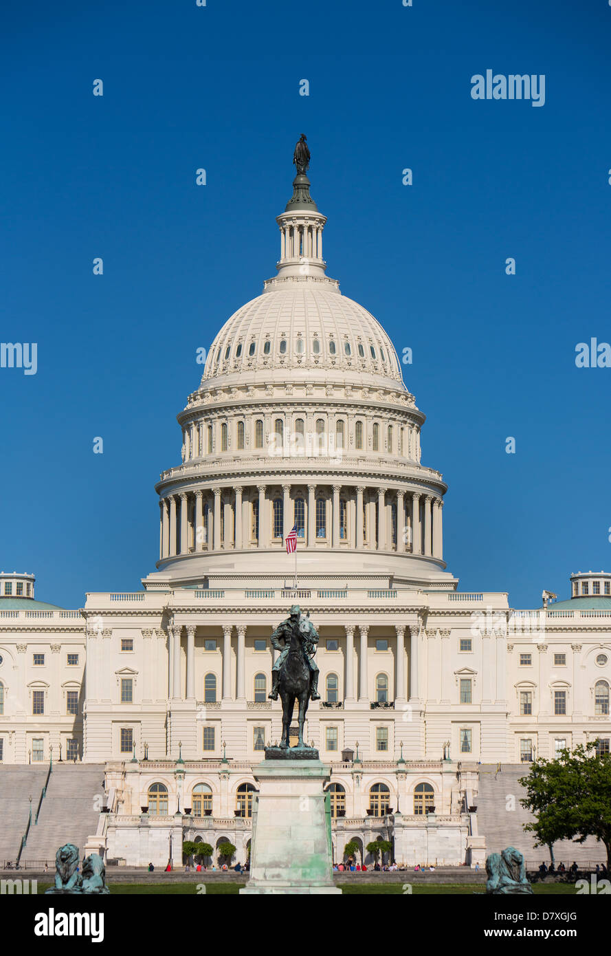 Us capitol building dome statue hi-res stock photography and images - Alamy