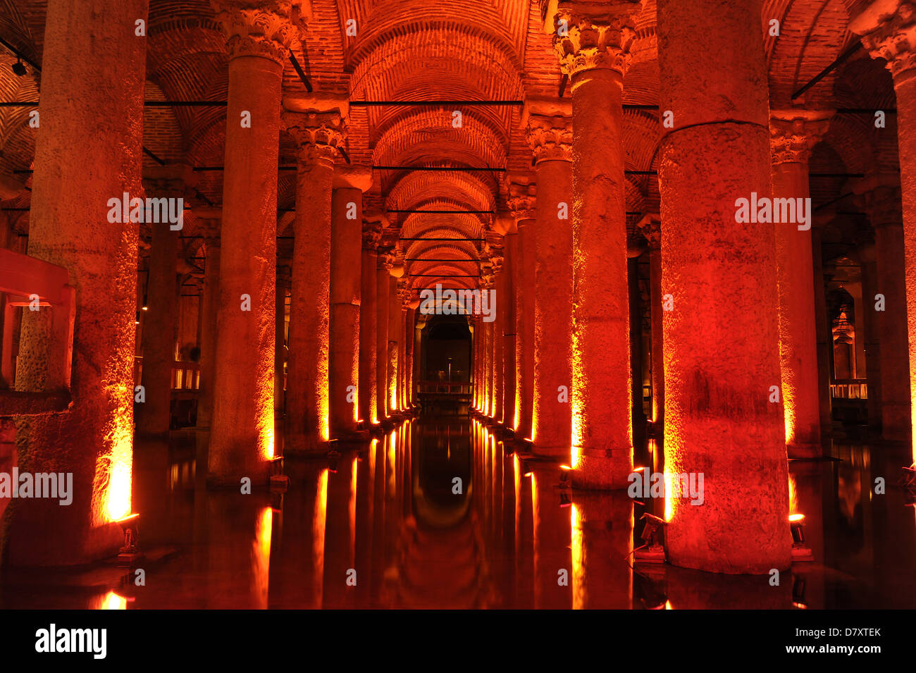 Interior of the ancient roman Basilica Cistern (Yerebatan Sarnici or ...