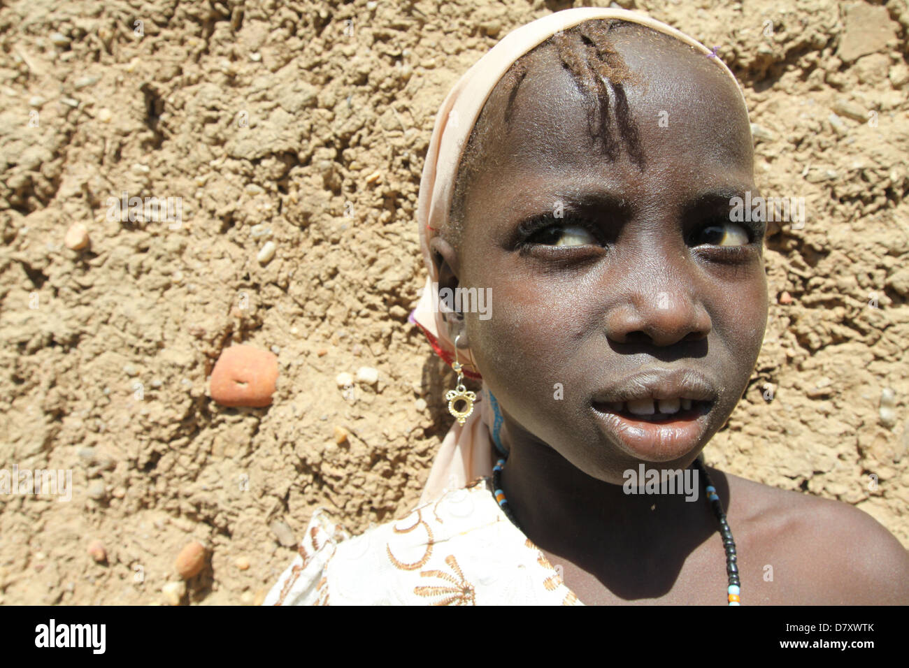 Famine africa sahara hi-res stock photography and images - Alamy