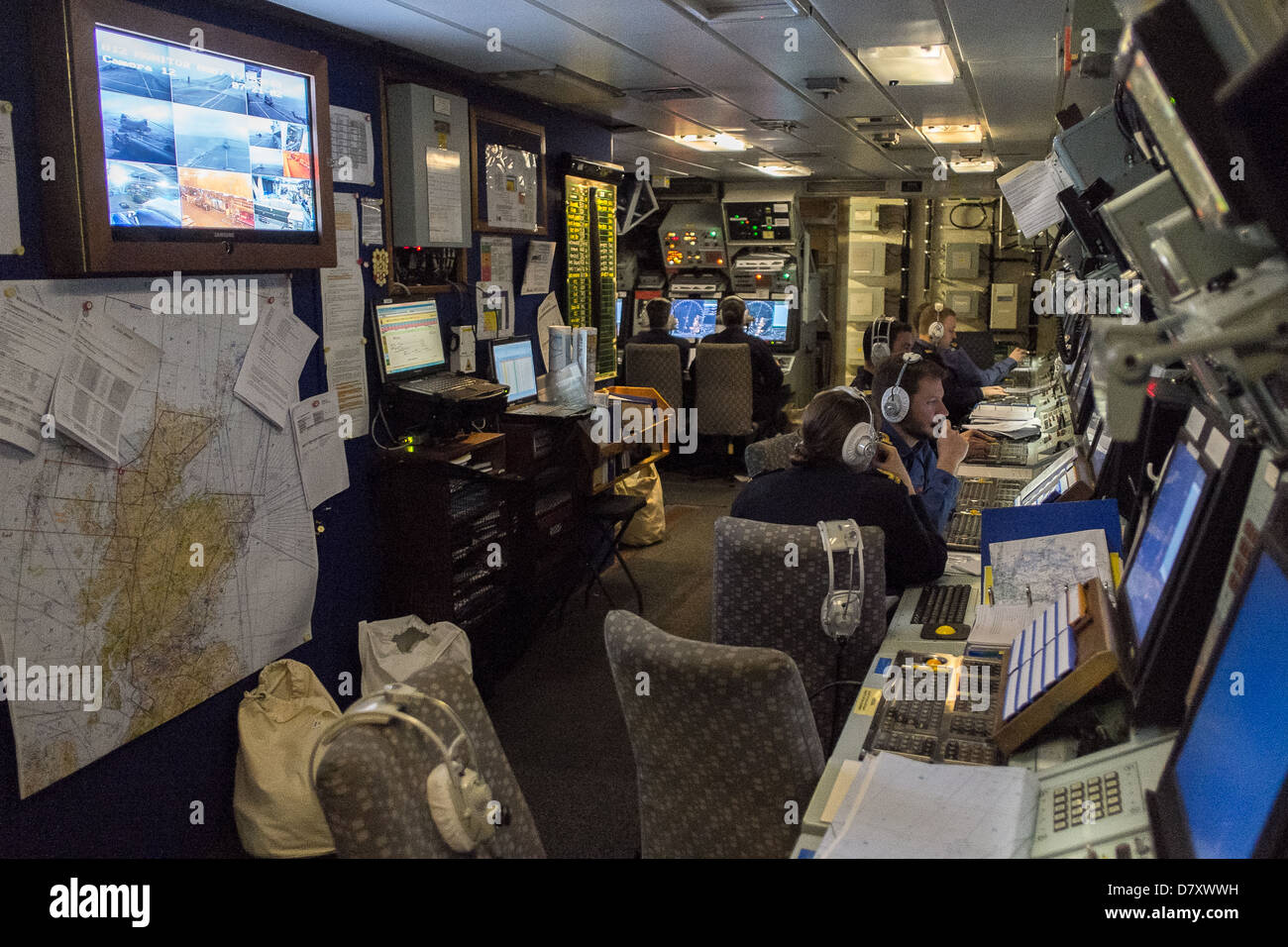 Royal Navy operators inside the main operations room onboard HMS ...
