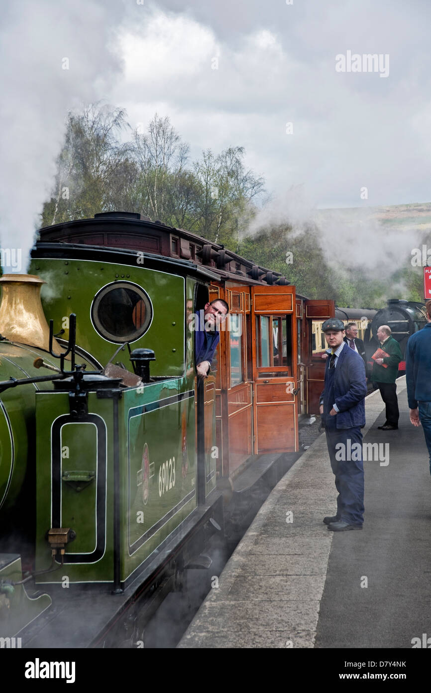 Driver and Fireman of Steam engine locomotive train 69023 Joem at ...
