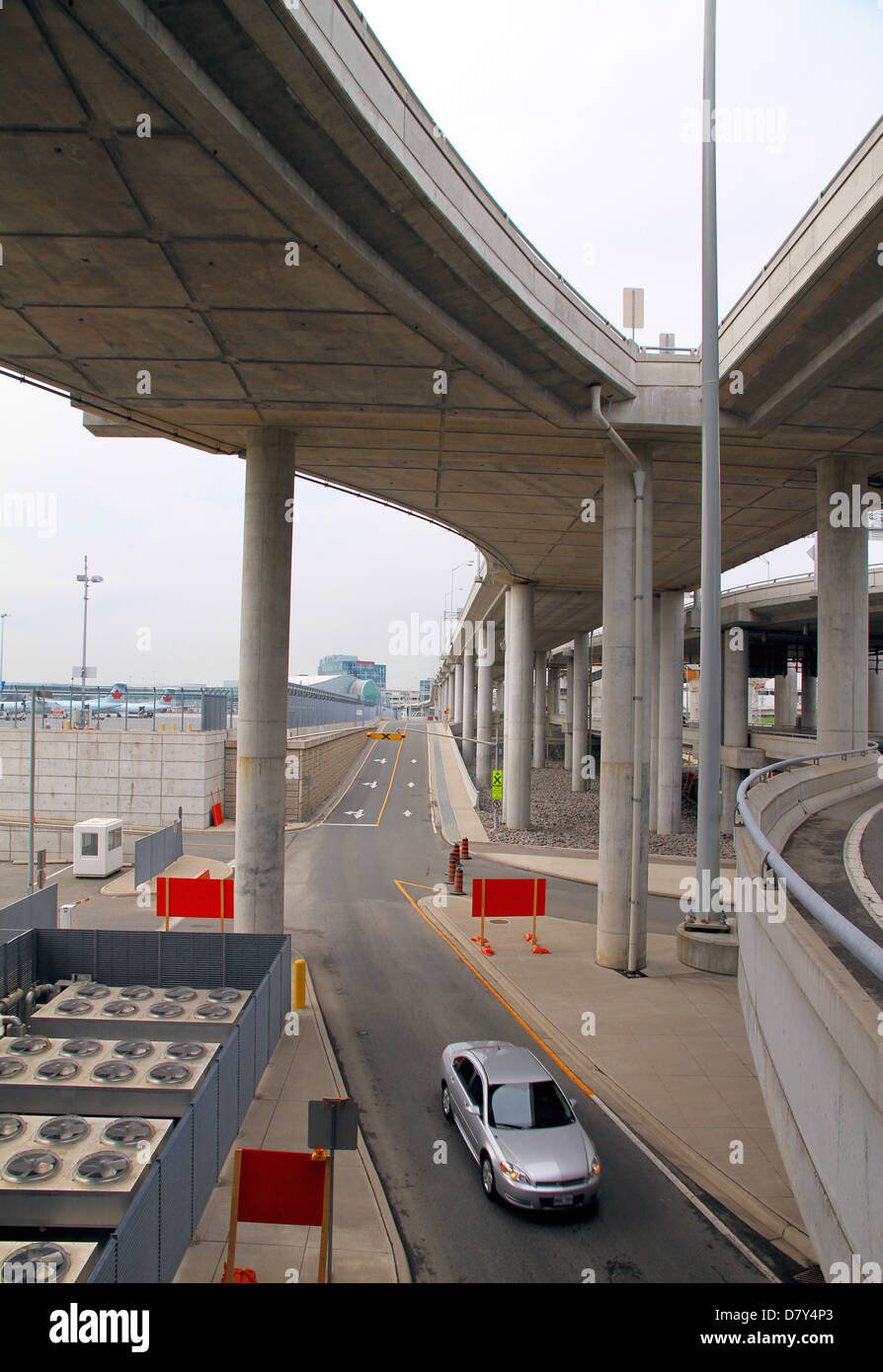 Overpass road hi-res stock photography and images - Alamy