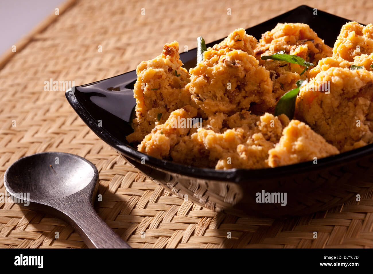 Vegetable Pakoda - Indian fritters Stock Photo - Alamy