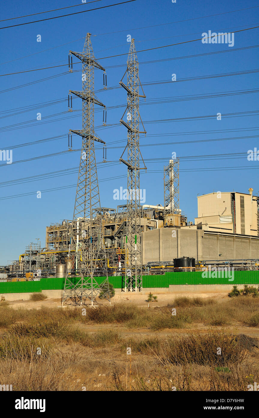 Chemical factory hi-res stock photography and images - Alamy