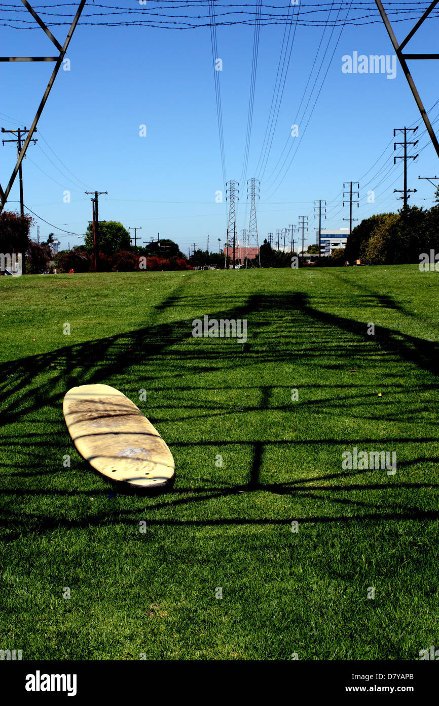 Under power lines hi-res stock photography and images - Alamy