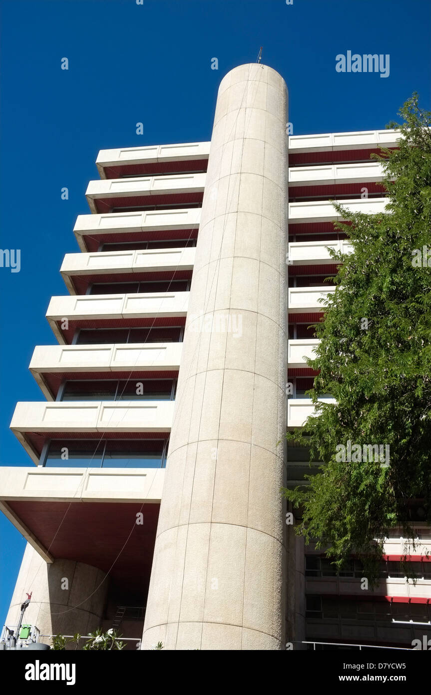 Modern office building in Bridgetown, Barbados Stock Photo - Alamy