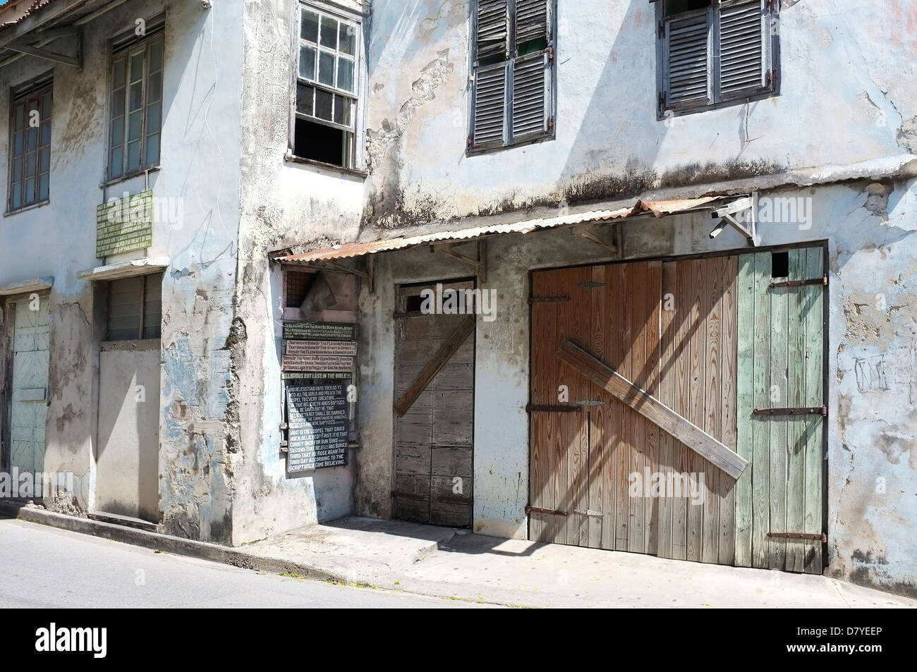 Slums caribbean hi-res stock photography and images - Alamy