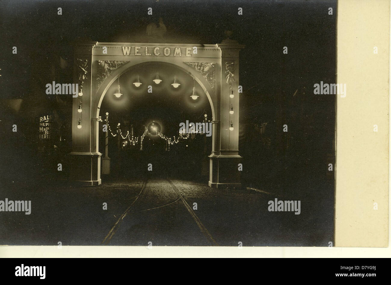 Welcome arch hi-res stock photography and images - Alamy