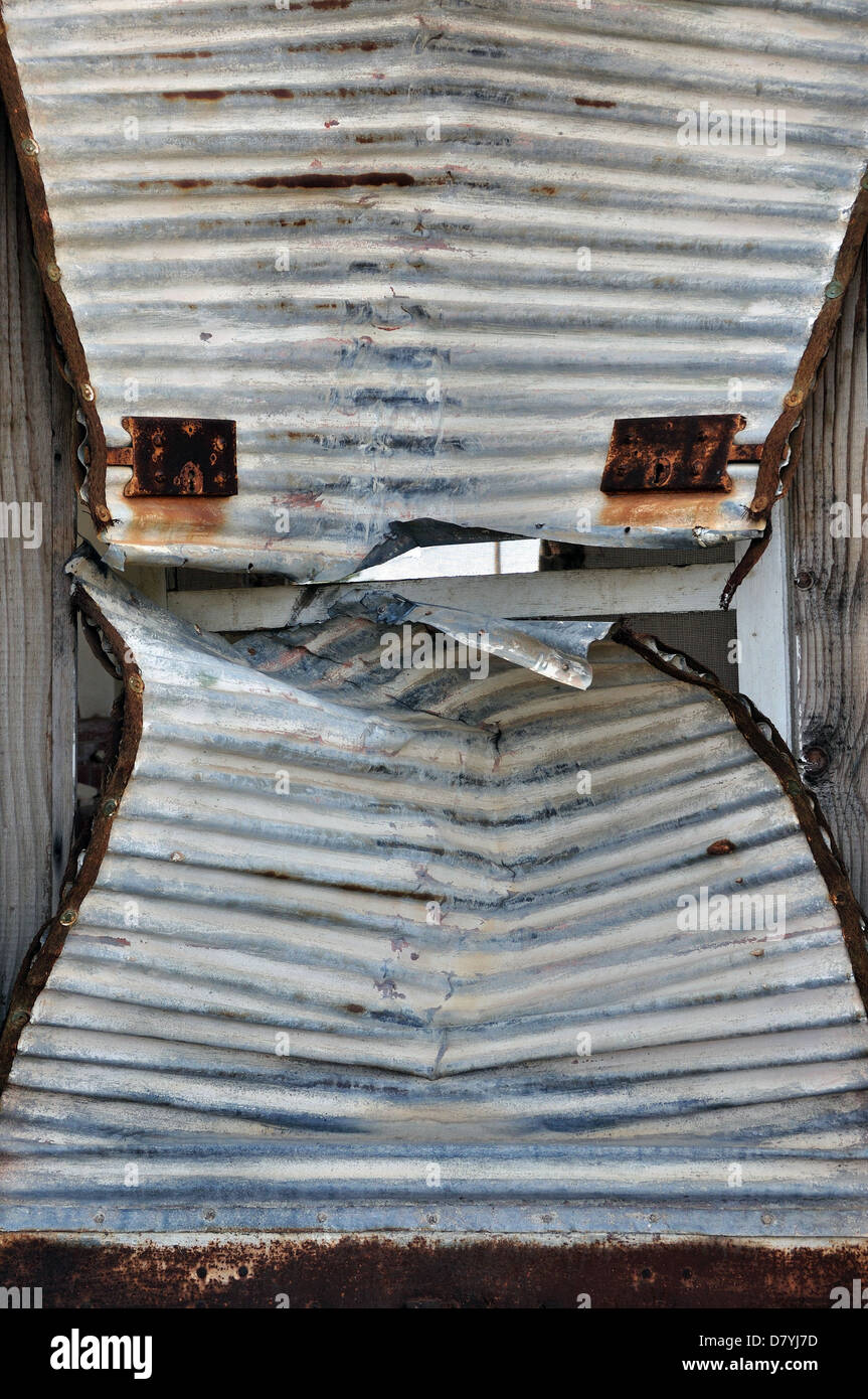 Broken Door Frame High Resolution Stock Photography and Images - Alamy