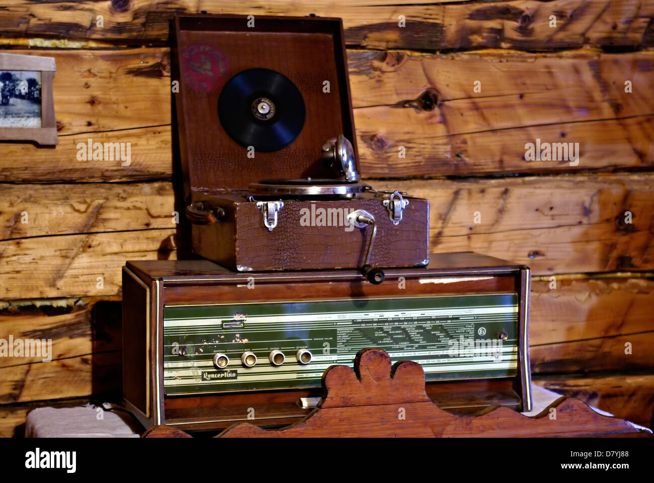 Turntable in radio station hi-res stock photography and images - Alamy