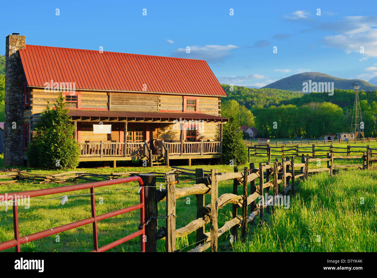 Appalachian log cabin hi-res stock photography and images - Alamy