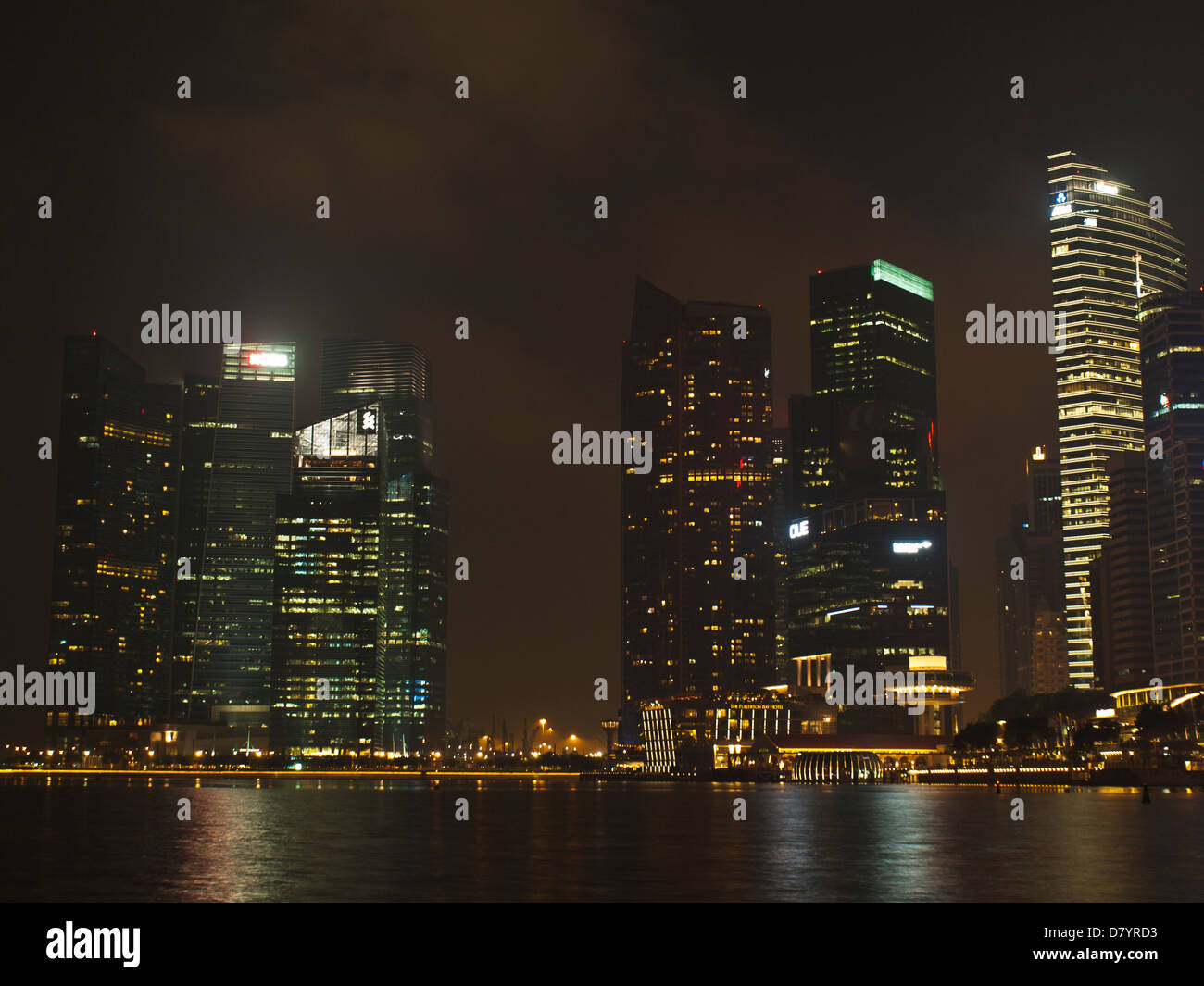Singapore CBD night view Stock Photo - Alamy