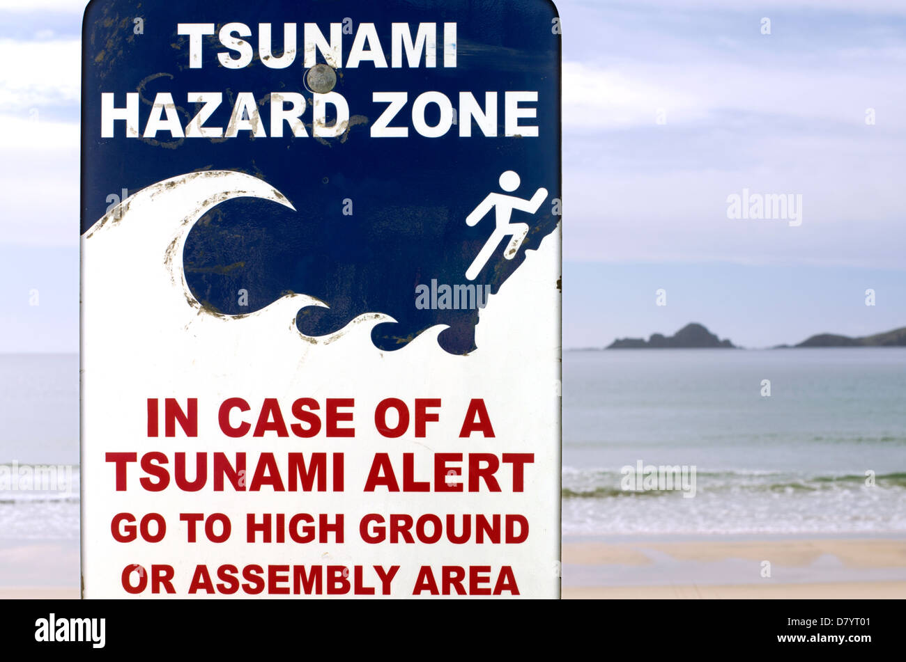 Tsunami Graphic High Resolution Stock Photography and Images - Alamy