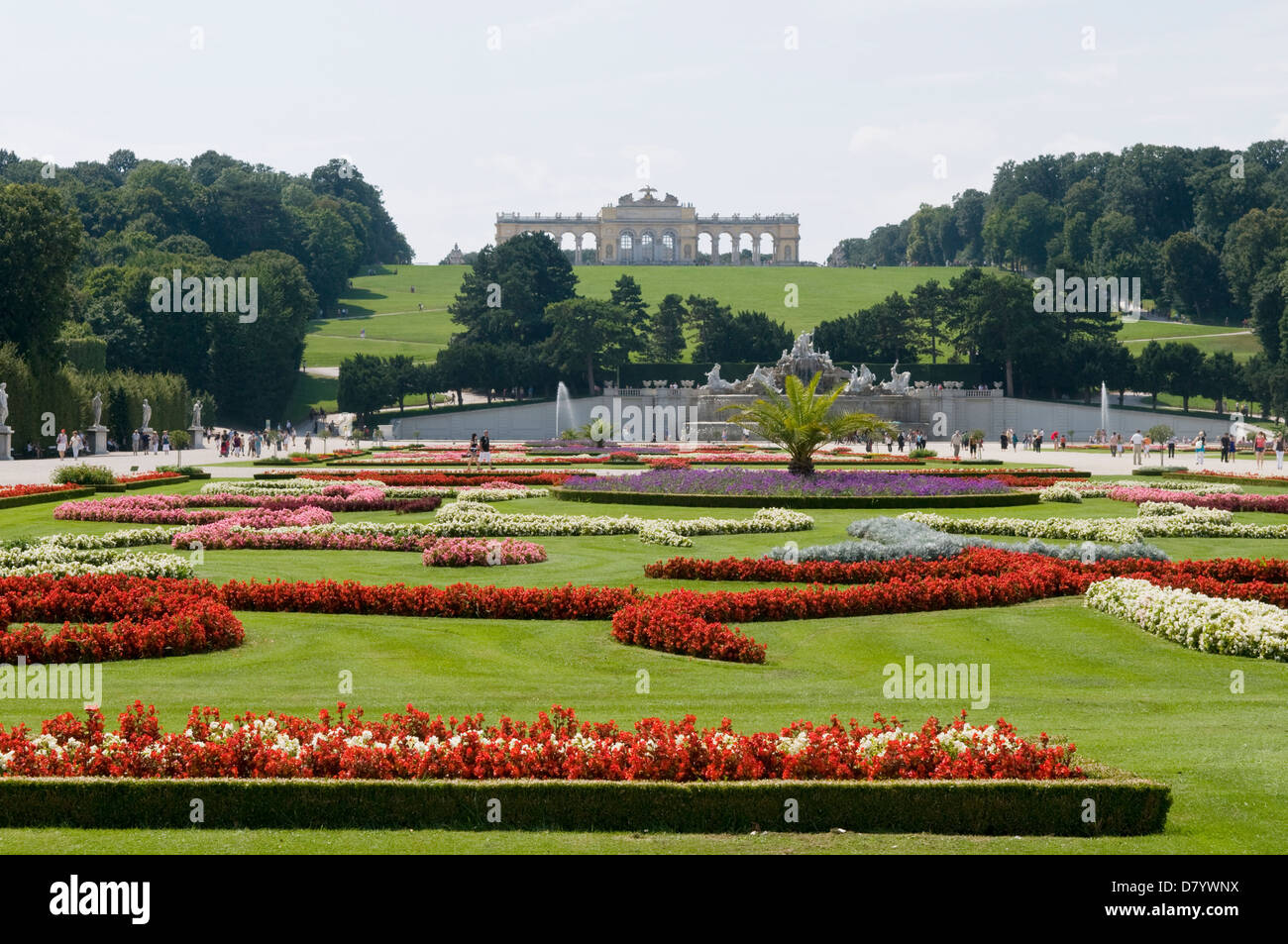 Austria vienna schonbrunn palace gardens hi-res stock photography and ...