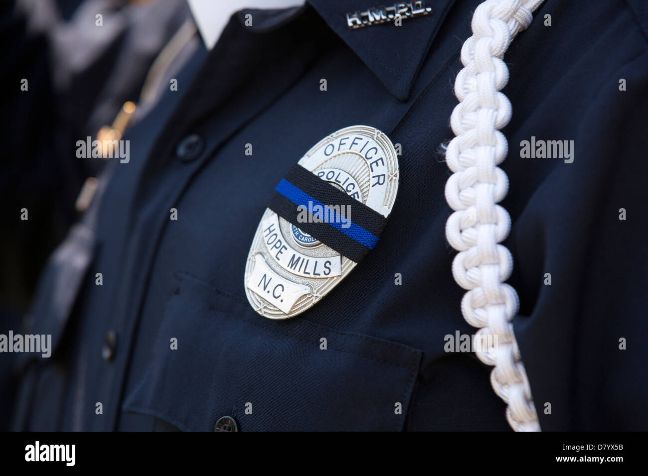 Black ribbon mourning hi-res stock photography and images - Alamy