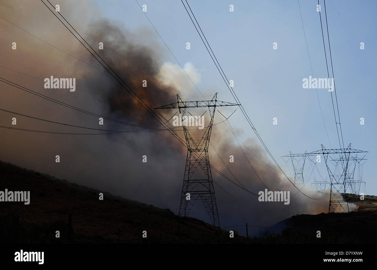 Frazier Park CA. May 15,2013 Huge smoke clouds could be seen for miles ...