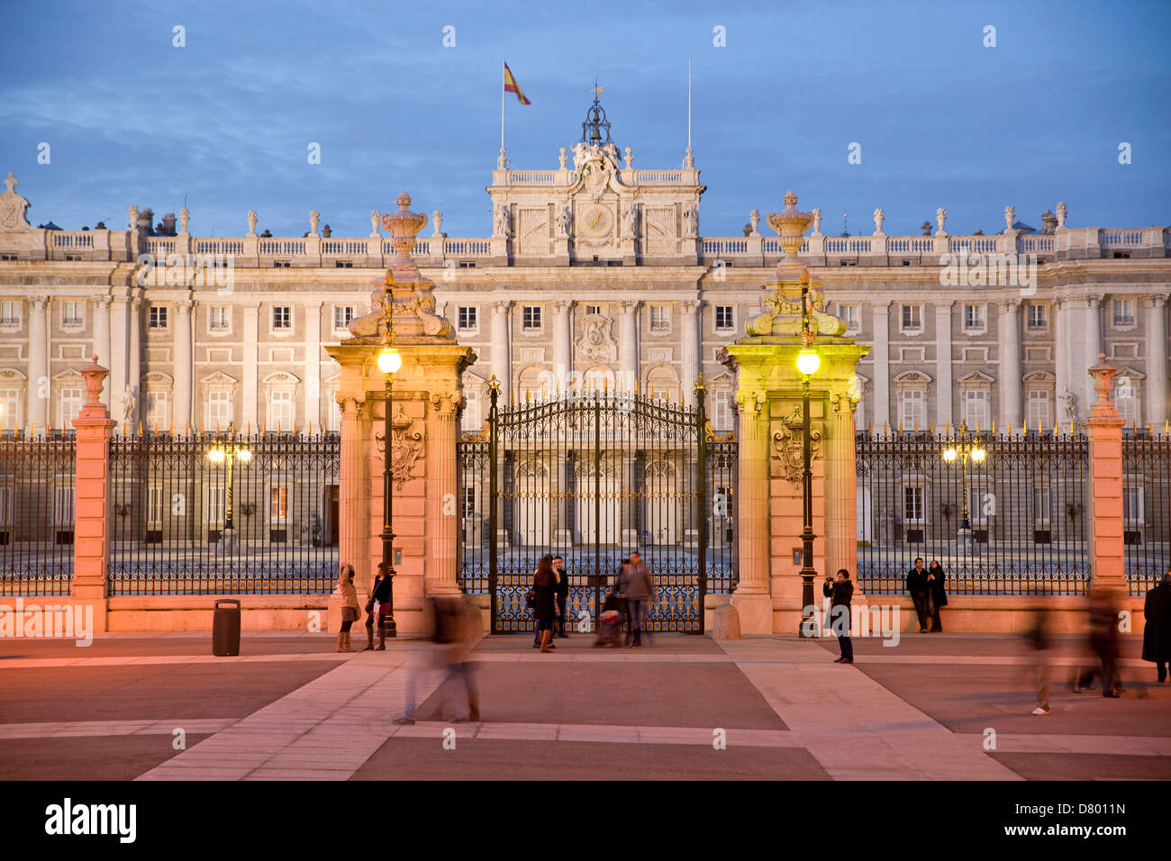 Palacio real madrid entrance hi-res stock photography and images - Alamy