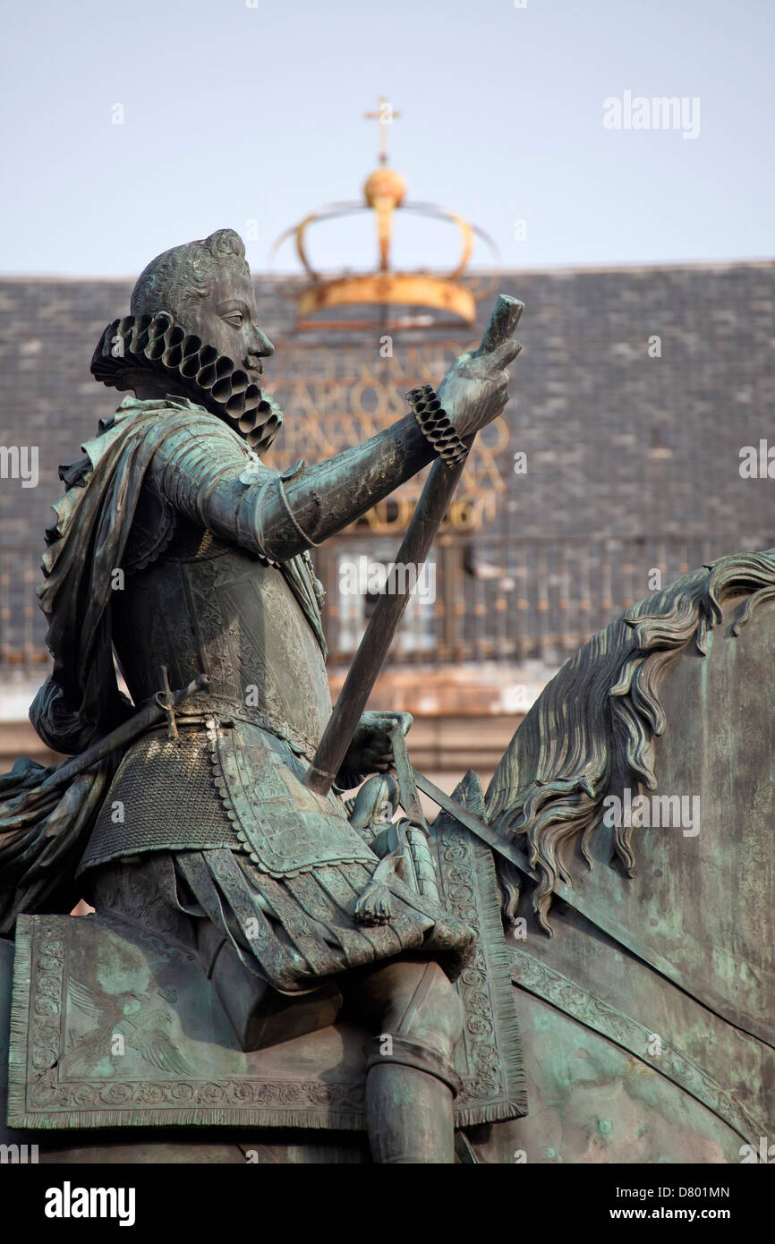bronze statue of King Philip III at the center of the square Plaza ...
