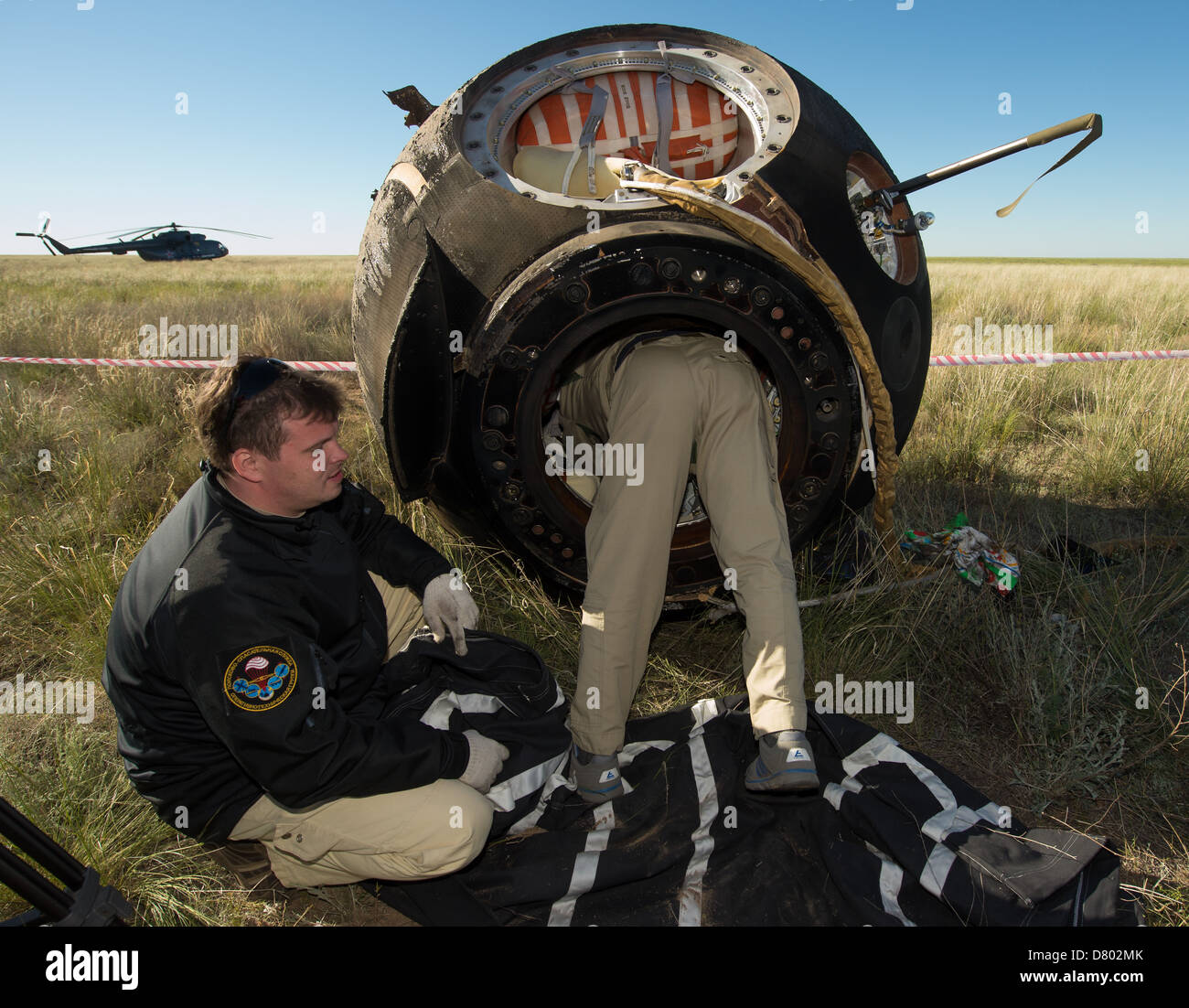 Expedition 35 Landing (201305140011HQ Stock Photo - Alamy