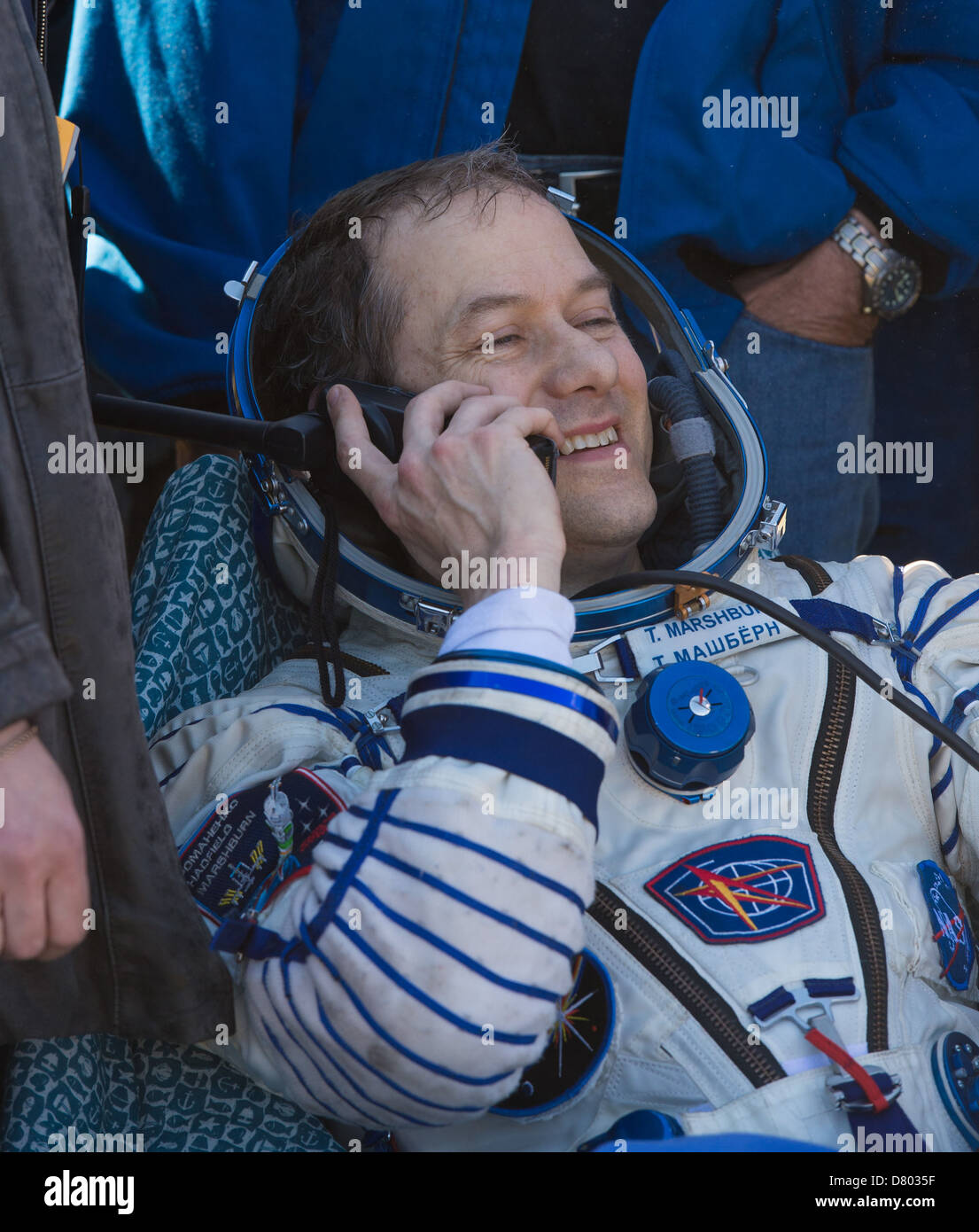 Expedition 35 Landing (201305140021HQ Stock Photo - Alamy