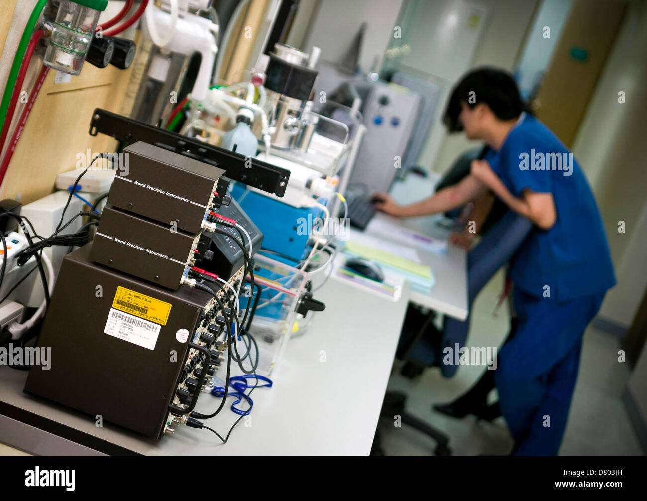 Reseachers check the monitor image in the Imaging Lab Stock Photo - Alamy