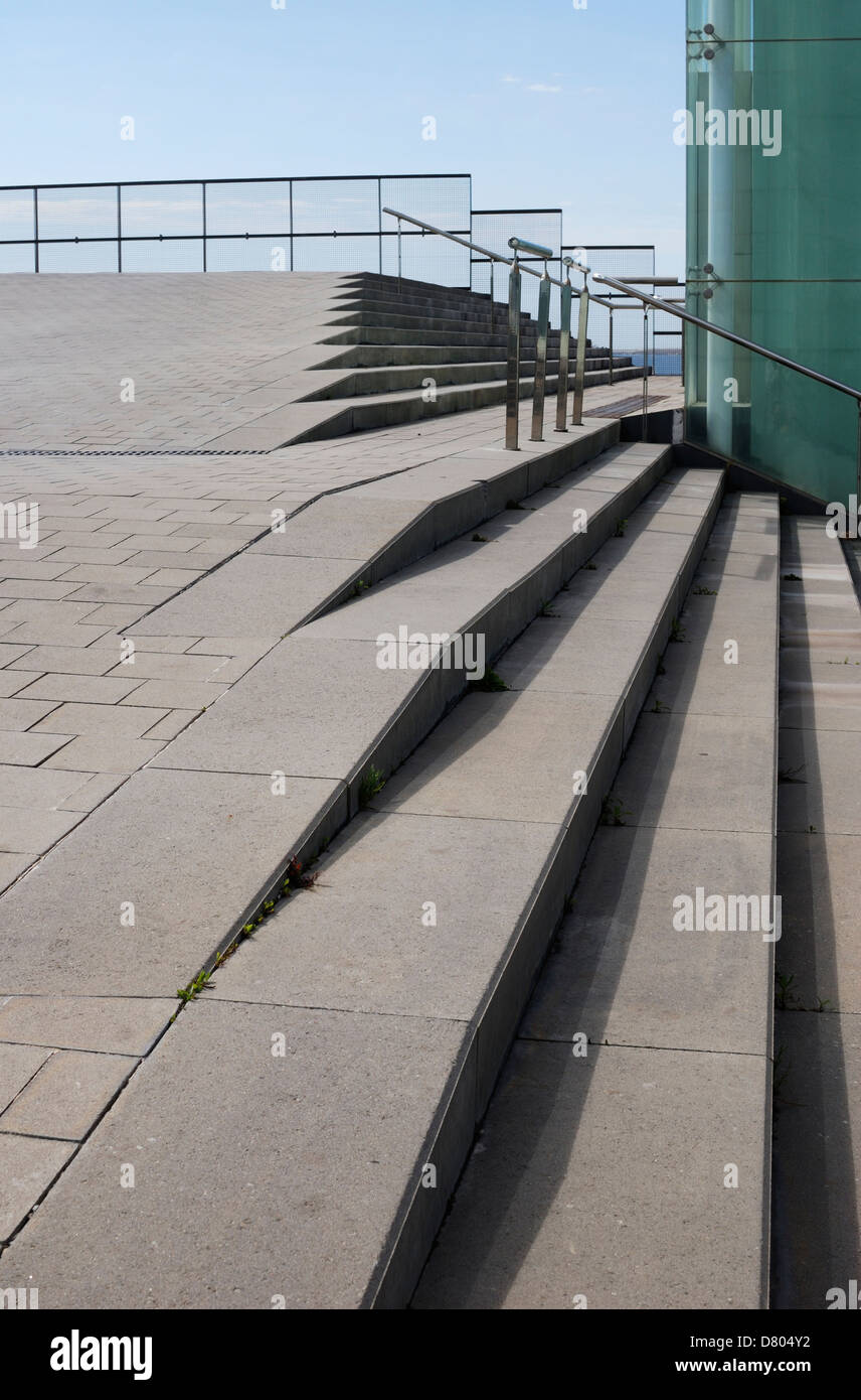 Concrete pavement sidewalk hi-res stock photography and images - Alamy