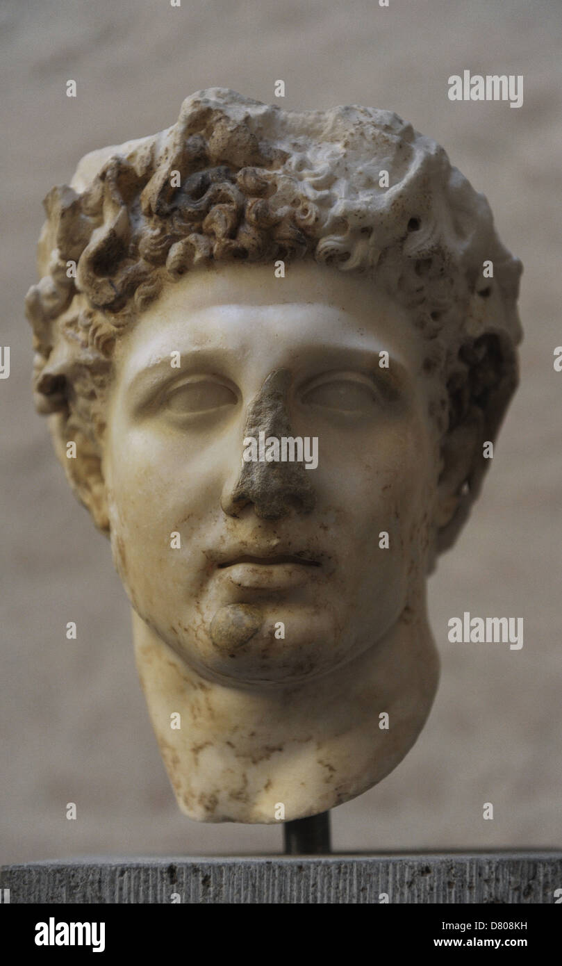 Mythological hero hi-res stock photography and images - Alamy