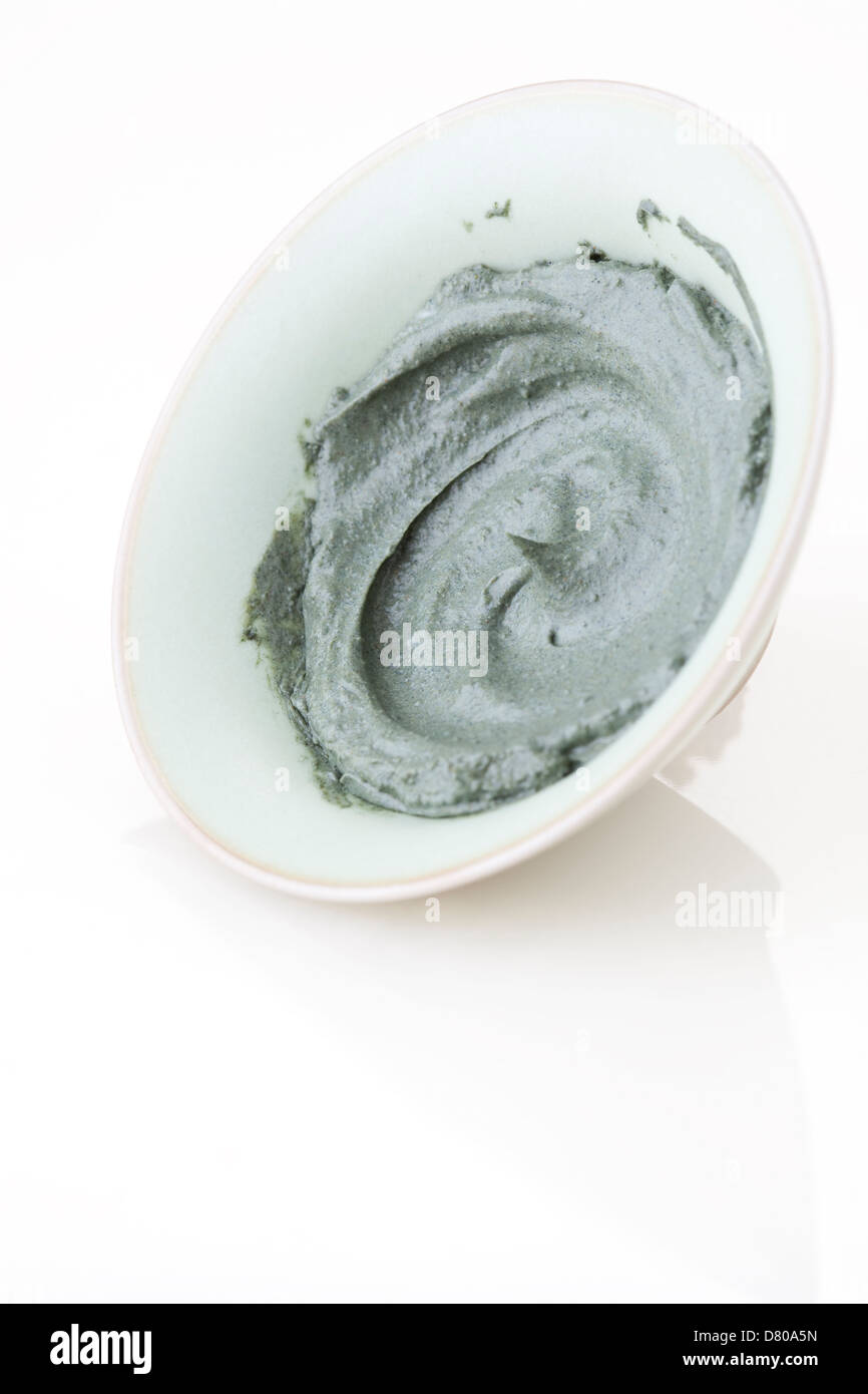 Organic seaweed in bowl Cut Out Stock Images & Pictures - Alamy