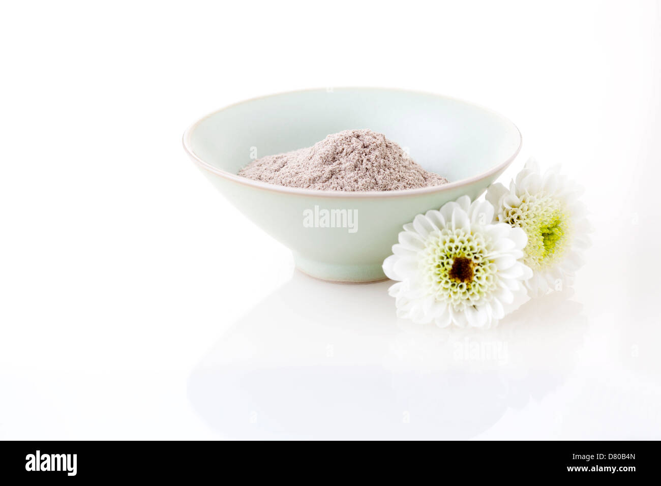 Chinese herbal medicine buffalo horn powder in a bowl Stock Photo - Alamy