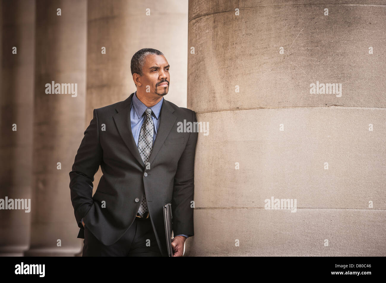 Column of men hi-res stock photography and images - Alamy
