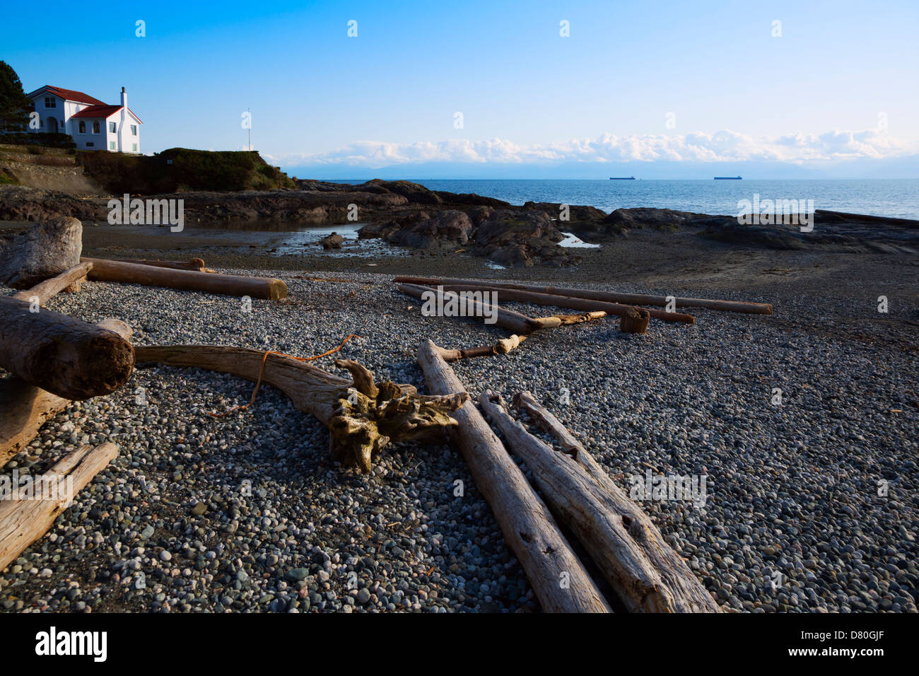 Dallas road beach victoria canada hi-res stock photography and images ...