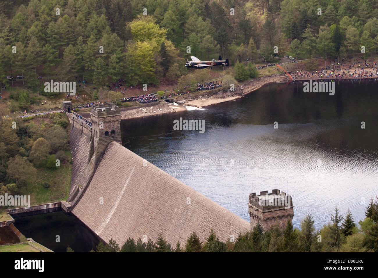 Derwent reservoir derbyshire uk 16th hi-res stock photography and ...