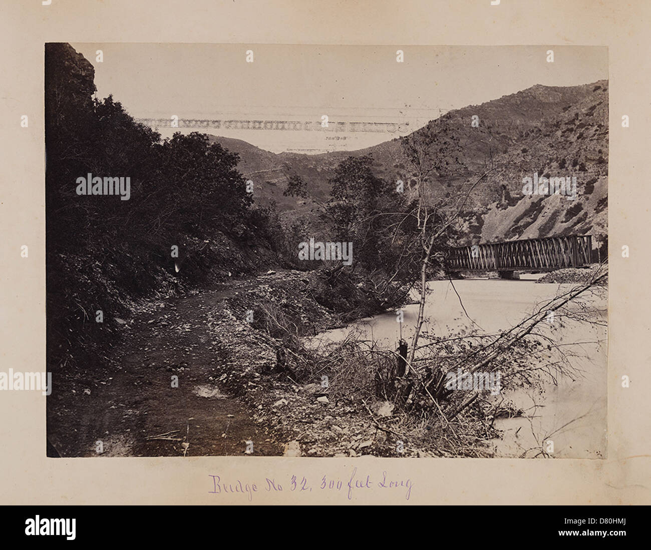 300 Feet Long High Resolution Stock Photography and Images - Alamy