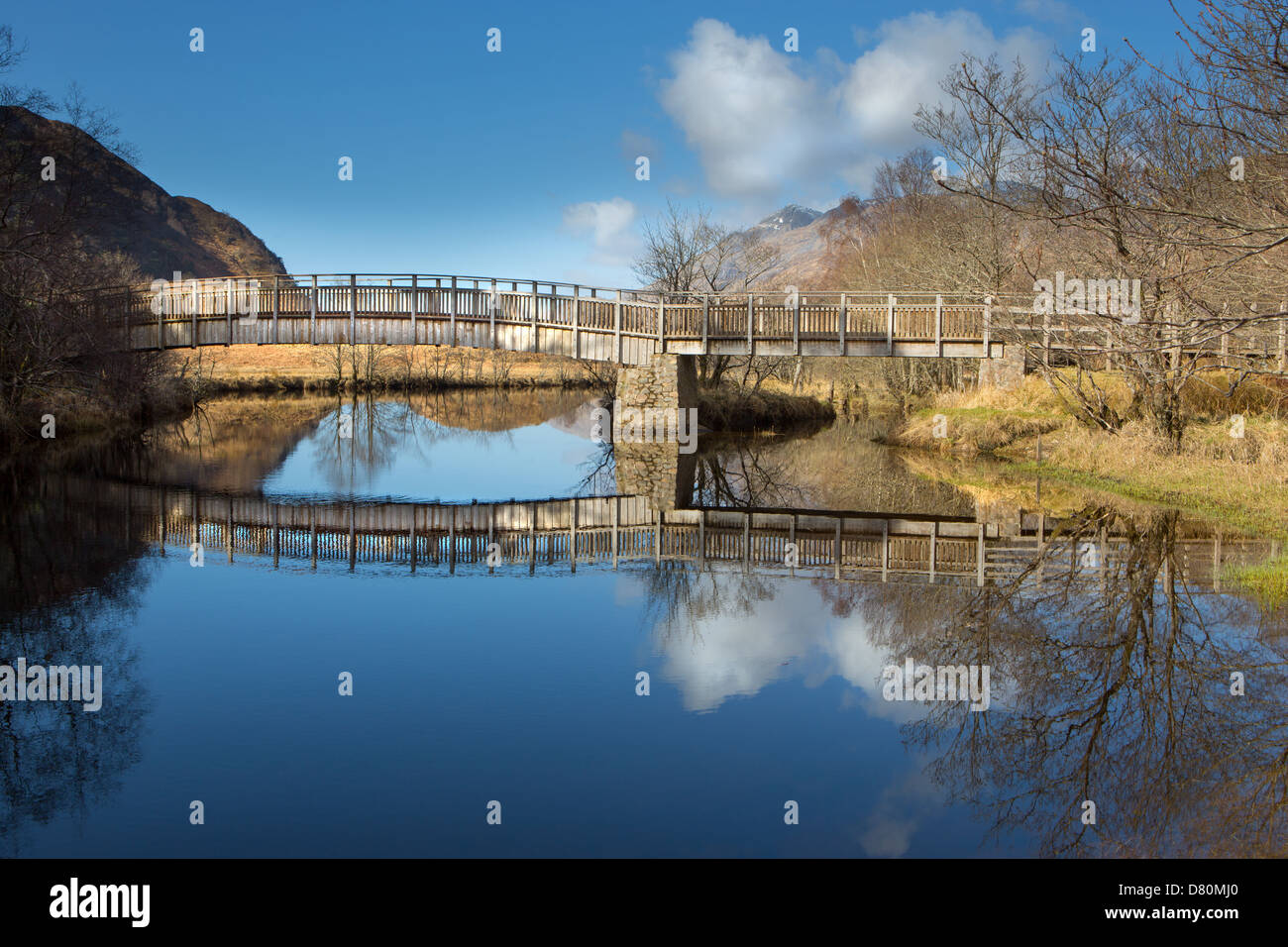Footbridge scotland hi-res stock photography and images - Alamy