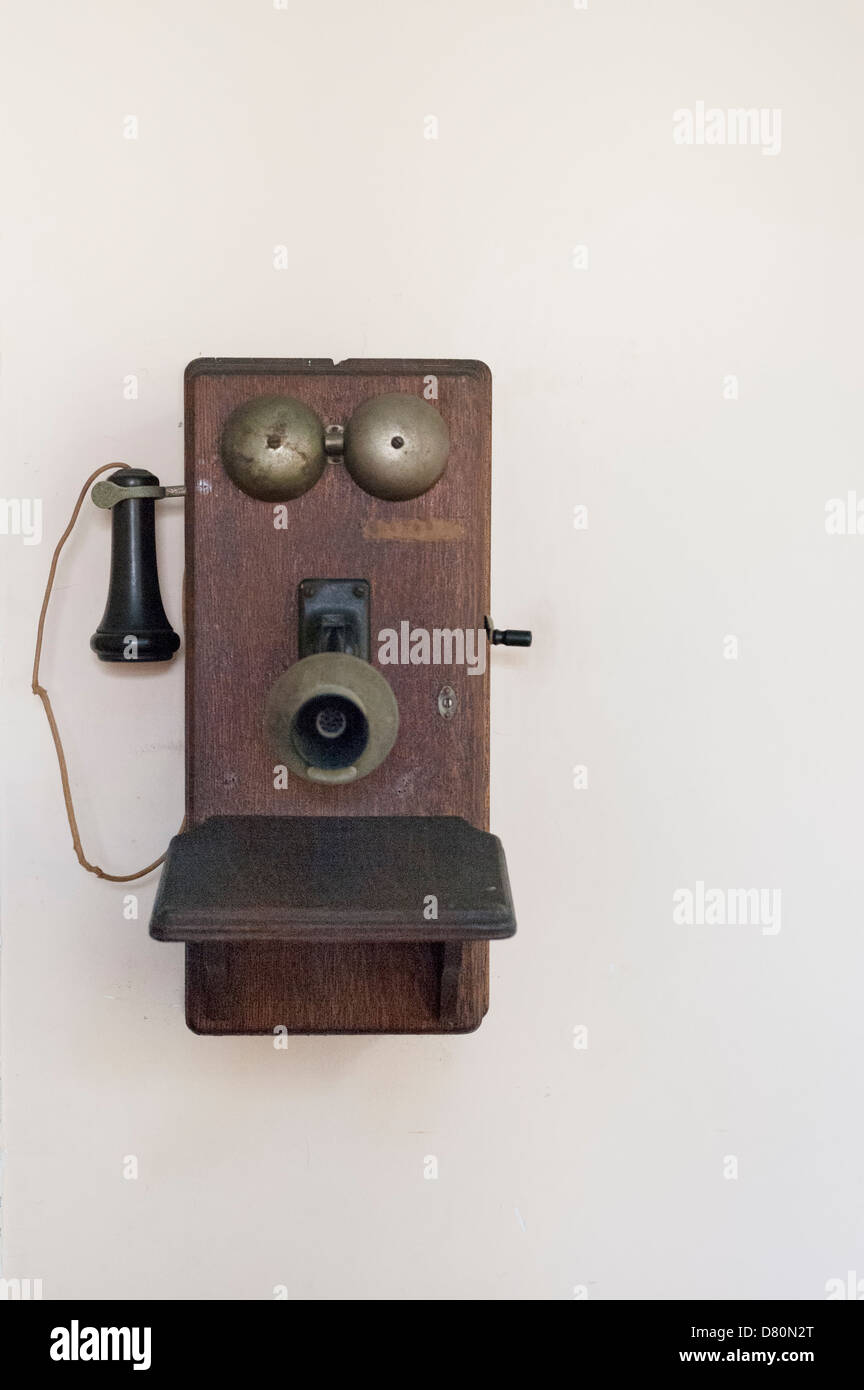 Crank phone hi-res stock photography and images - Alamy