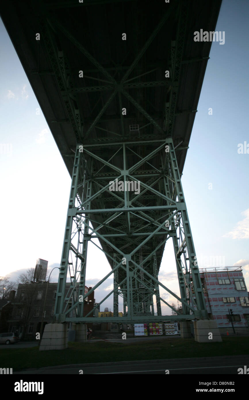 The Jacques Cartier Bridge is a steel truss cantilever bridge crossing ...