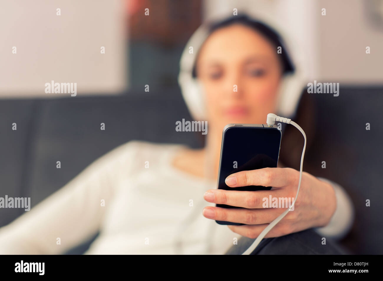 Audio hi-res stock photography and images - Alamy