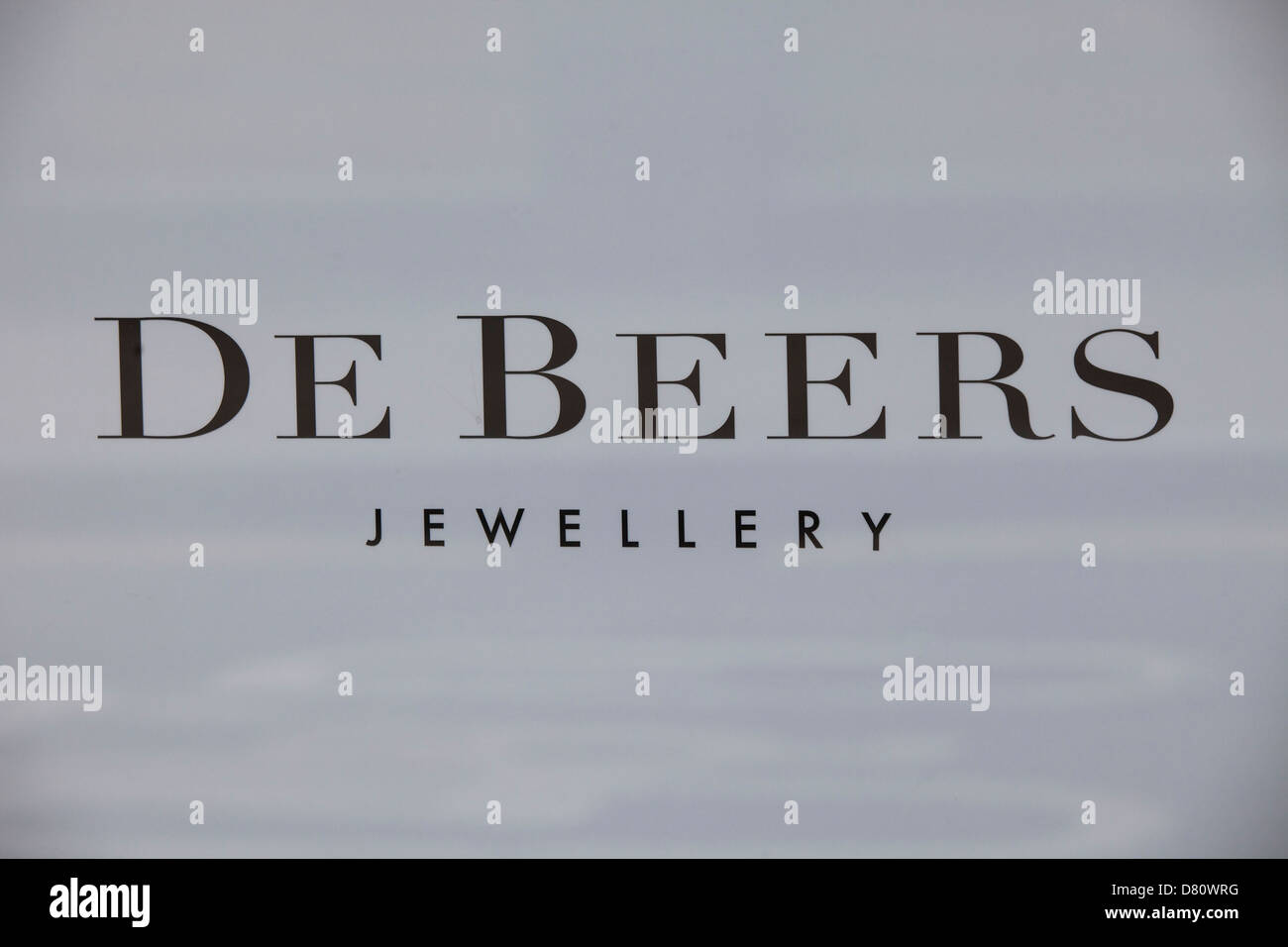 De beers logo hi-res stock photography and images - Alamy